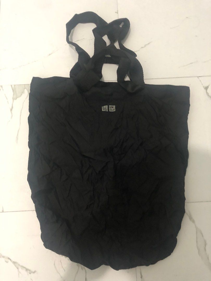 Uniqlo packable shopping tote bag, Women's Fashion, Bags & Wallets ...
