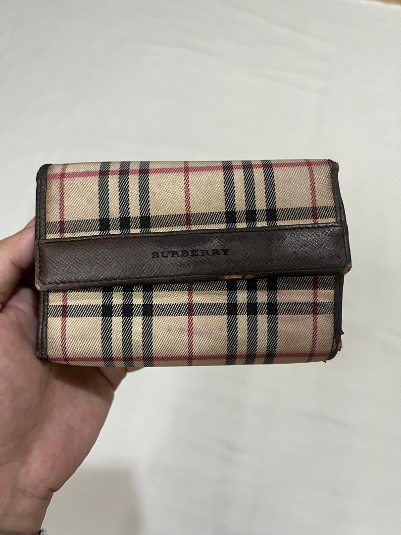 Vintage Burberry Wallet, Luxury, Bags & Wallets on Carousell
