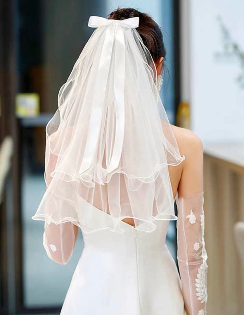 White Hair Clip Veil with Bowknot and Ribbon Design, Women's Fashion ...