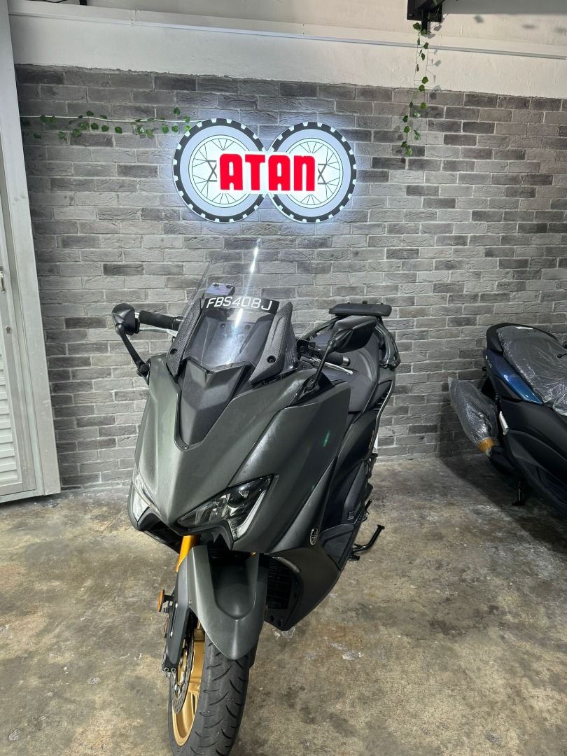 Yamaha TMAX 560D (COE till 04/01/2031), Motorcycles, Motorcycles for ...