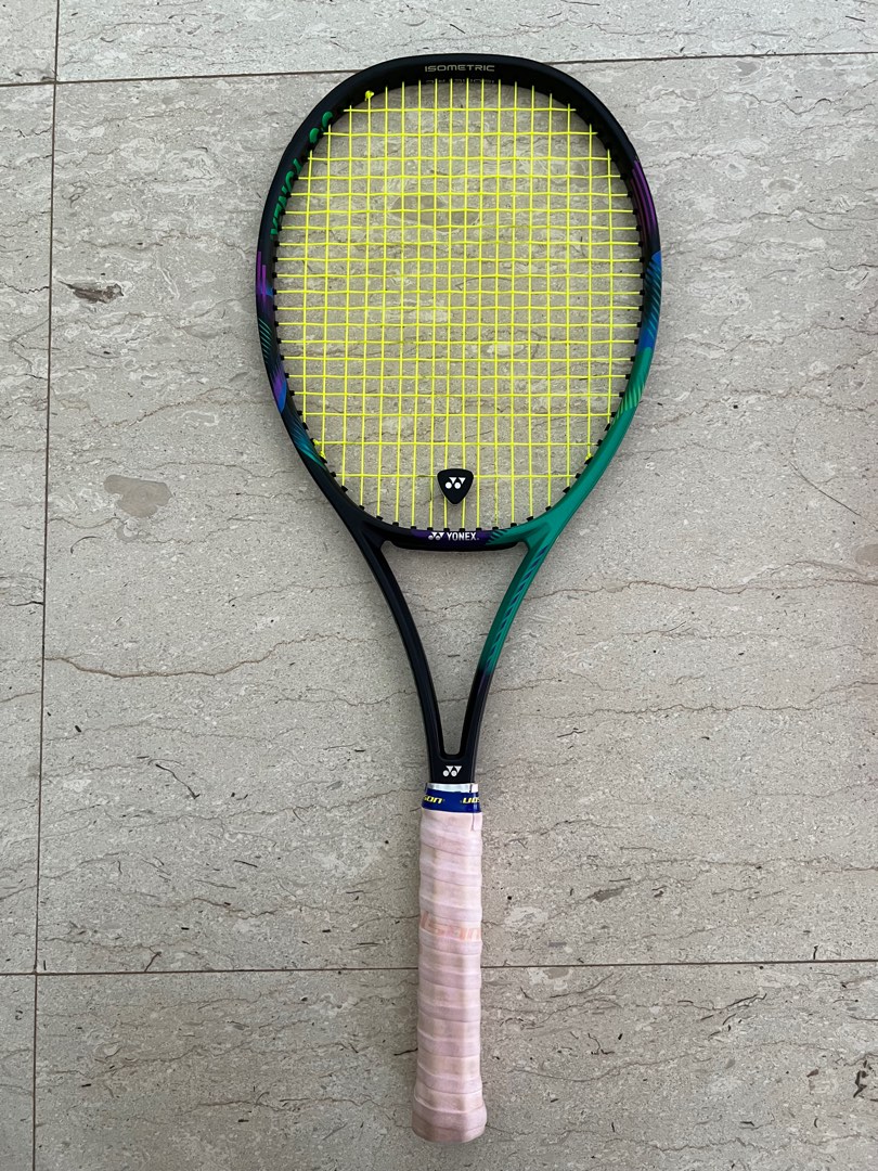 Yonex VCore Pro 97D (18x20) L3, Sports Equipment, Sports & Games ...