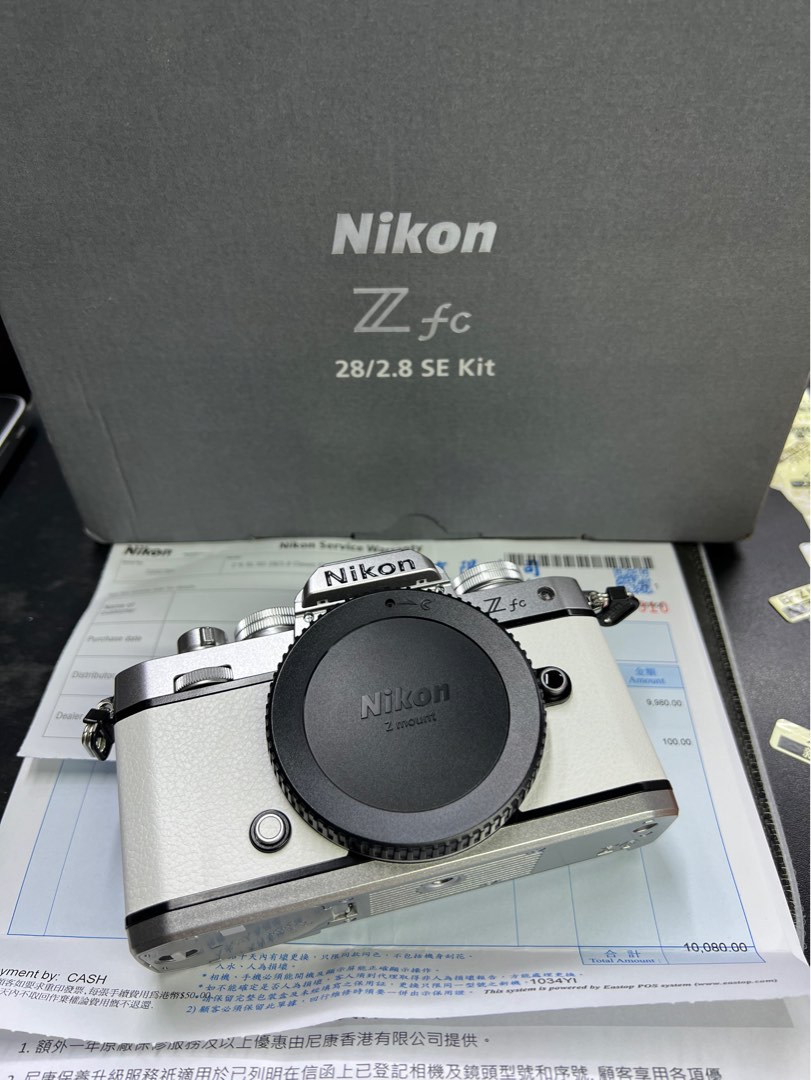 訂製版 NIKON ZFC Z FC 99%新 純白行貨（BODY ONLY 不包鏡頭）, 攝影器材, 相機 - Carousell