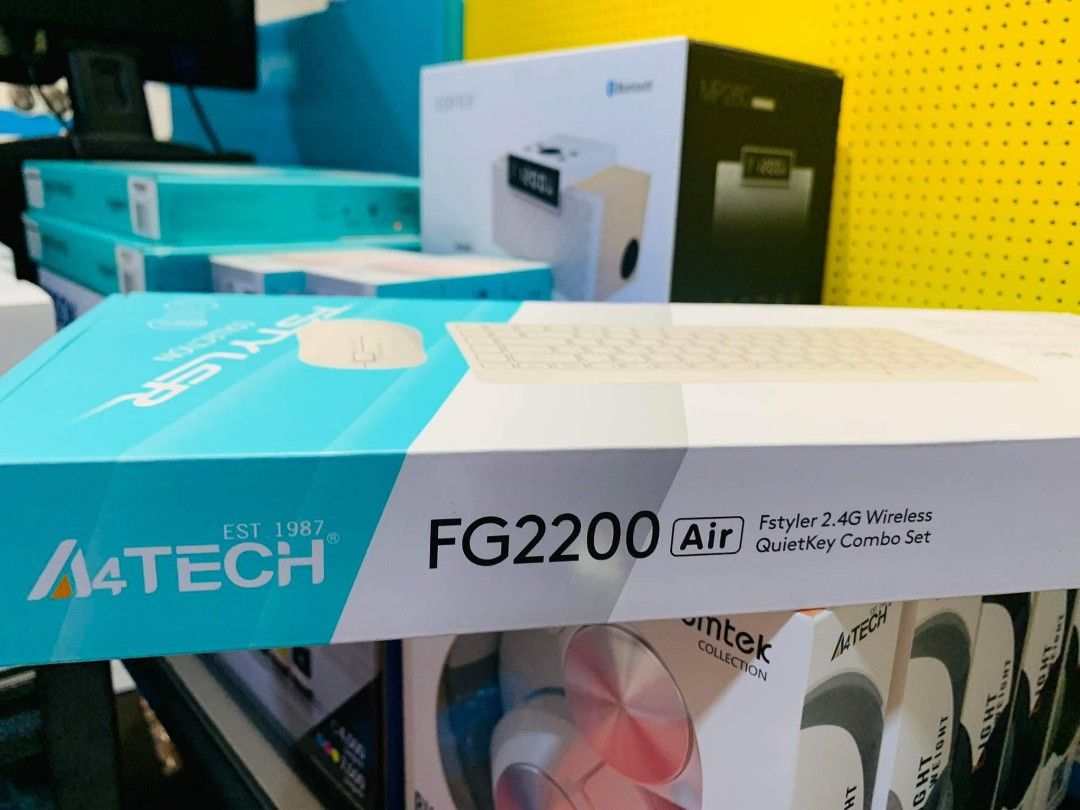 A4Tech FG2200 Air Fstyler 2.4G Wireless QuietKey Silent Compact ...