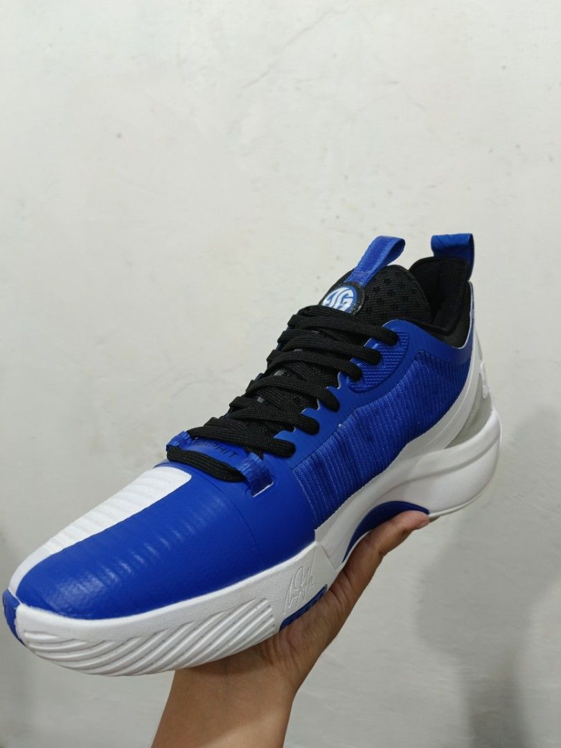 AARON GORDON ZEN 3 MOD, Men's Fashion, Footwear, Sneakers on Carousell