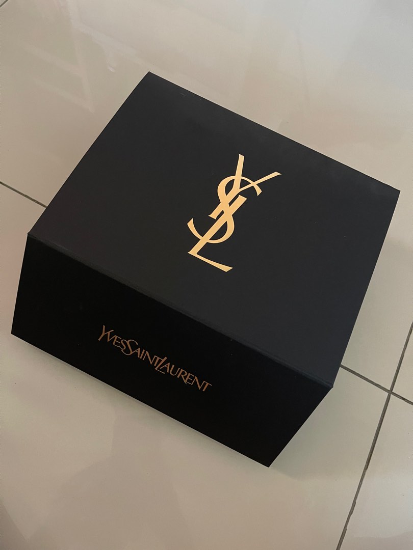 Authentic YSL Beaute Large Gift Box ( Foldable), Women's Fashion ...