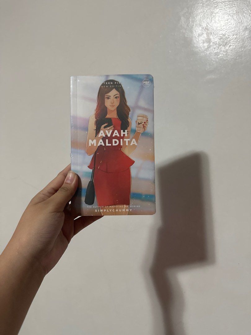 Book Bundle Avah Maldita and Married To a Womanizer, Campus Royalties ...