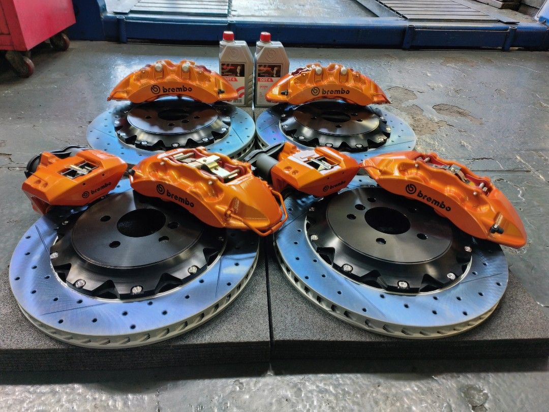 Brembo GTR35 6/4 With Epb BMW F10 , F06 , F12 , G20 , G30 , Toyota ...
