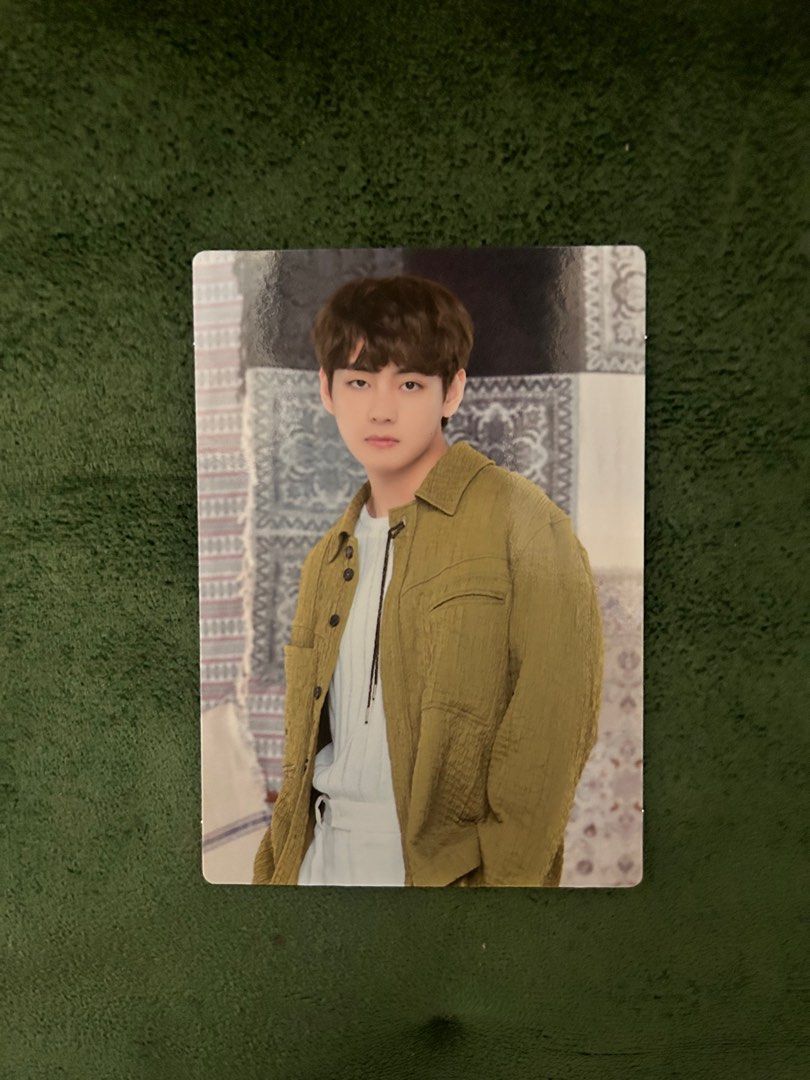 BTS V PHOTOCARD - PERMISSION TO DANCE ONSTAGE, Hobbies & Toys ...