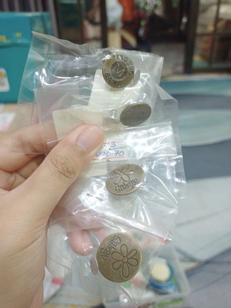 Butang Jeans, Kemeja, Hook & Eye, Benang Sulam, Hobbies & Toys ...