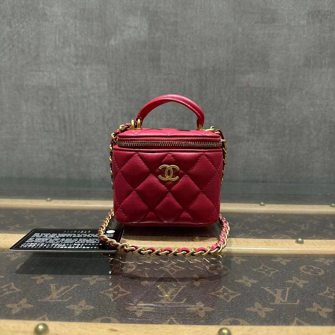Chanel mini box, Women's Fashion, Bags & Wallets, Shoulder Bags on ...