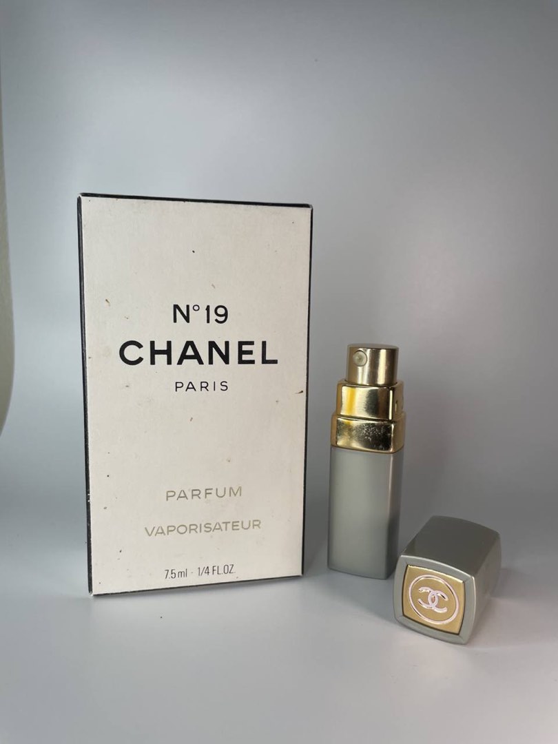 Chanel N19 Parfum -vintage spray travel bottle 1ml, Beauty & Personal Care, Fragrance ...