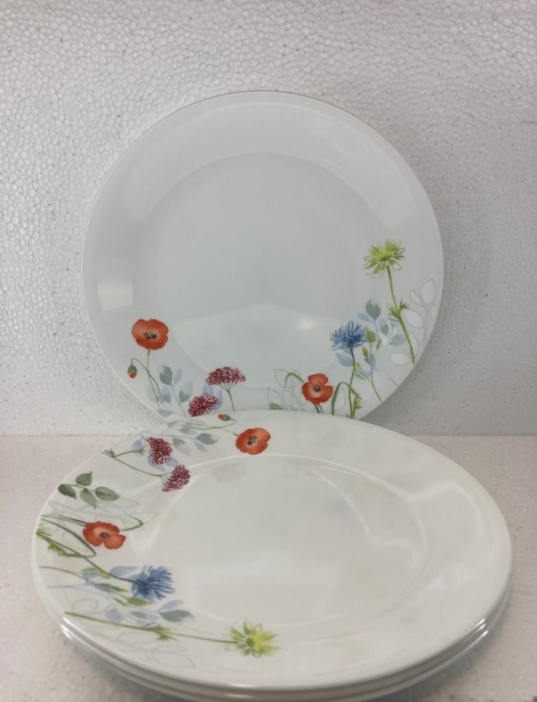 Corelle Daisy Field (Dinner Plate 4pcs), Furniture & Home Living ...