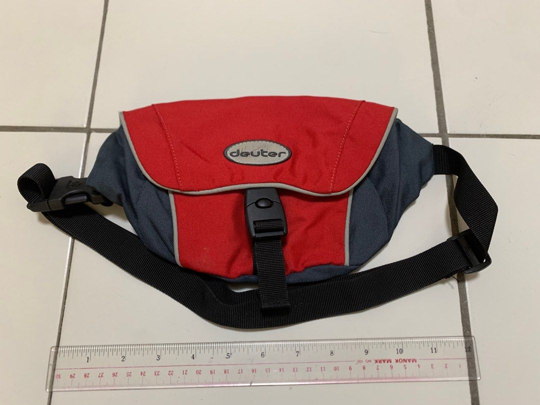 Deuter belt bag with compartments red grey, Men's Fashion, Bags, Belt ...