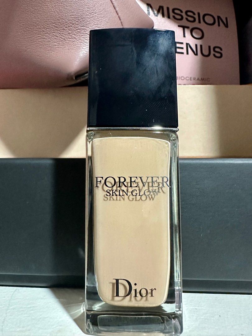 Dior Forever Skin Glow 2N, Beauty & Personal Care, Face, Makeup on Carousell