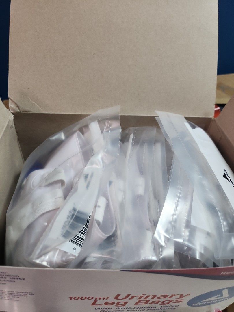Dynarex 4282 Urinary Leg Bag 1000 ml - Box of 12, Health & Nutrition ...