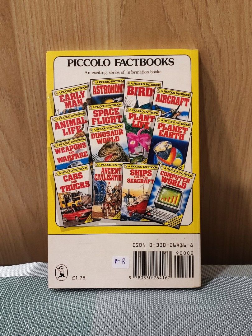 (ENG) A Piccolo Factbook : Aircraft, Hobbies & Toys, Books & Magazines ...