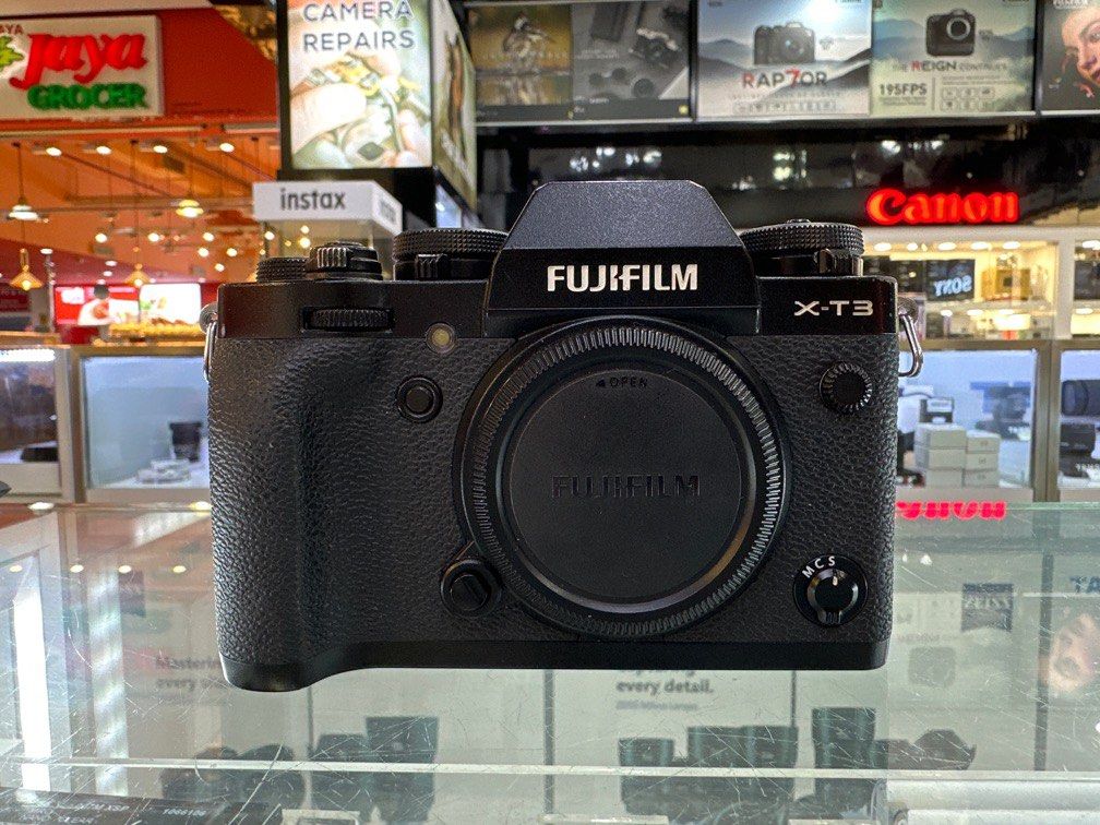 Fujifilm XT3 body, Photography, Cameras on Carousell