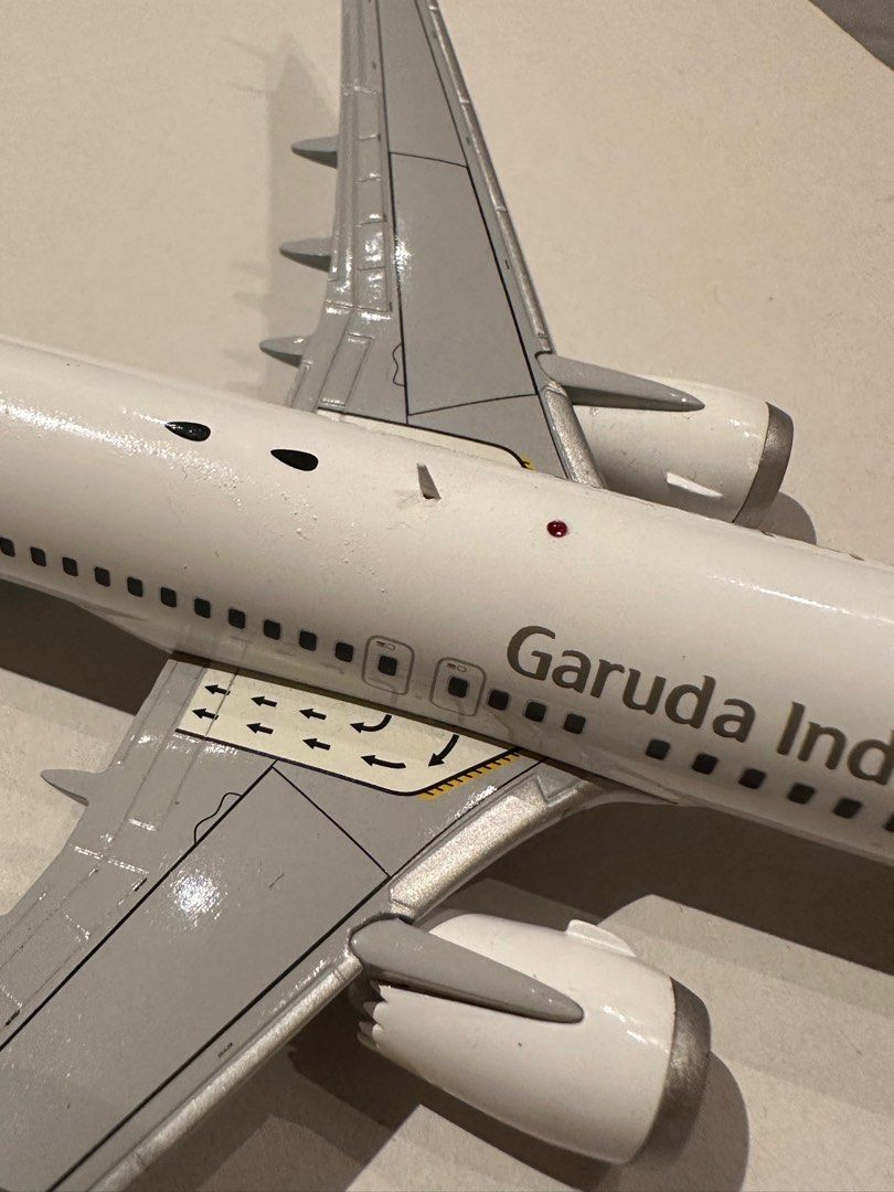 Garuda Indonesia Boeing 737 MAX 8 1:200, Hobbies & Toys, Memorabilia ...