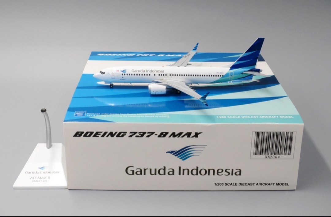 Garuda Indonesia Boeing 737 MAX 8 1:200, Hobbies & Toys, Memorabilia ...