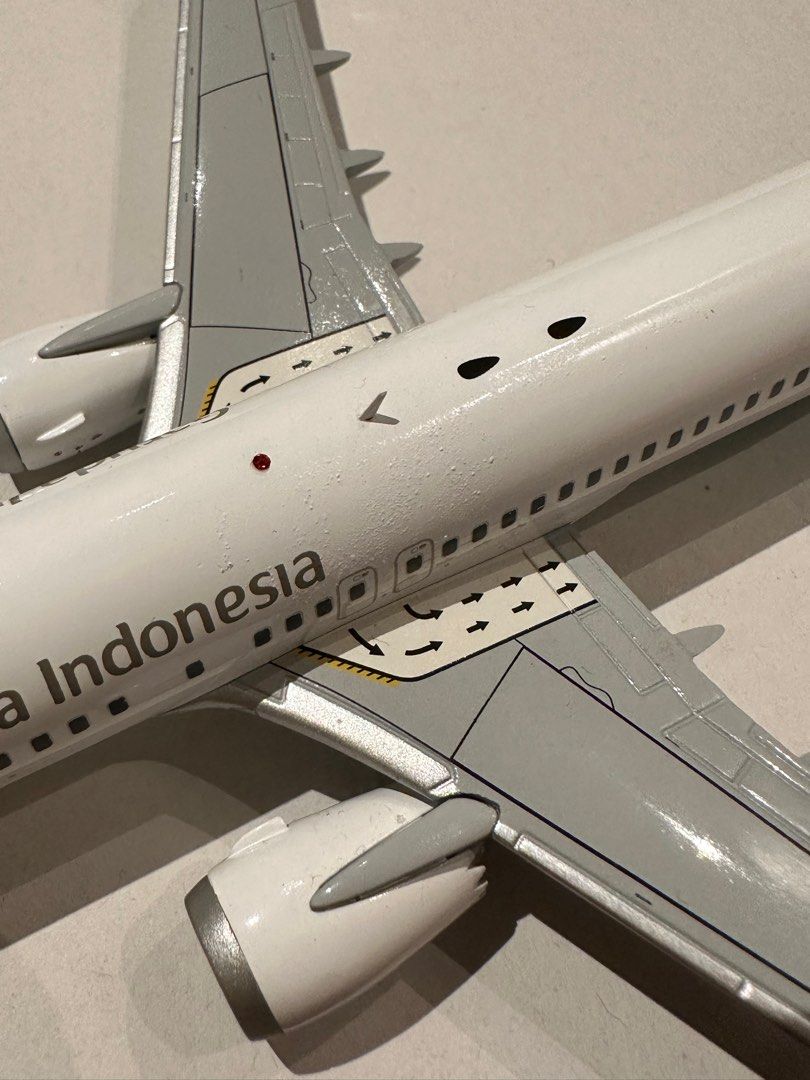 Garuda Indonesia Boeing 737 MAX 8 1:200, Hobbies & Toys, Memorabilia ...