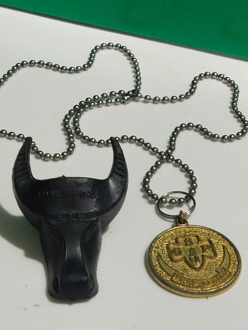 "GSP---Troop Leader Medallion & BSP Carabao Neckerchief Slide"/1980s ...