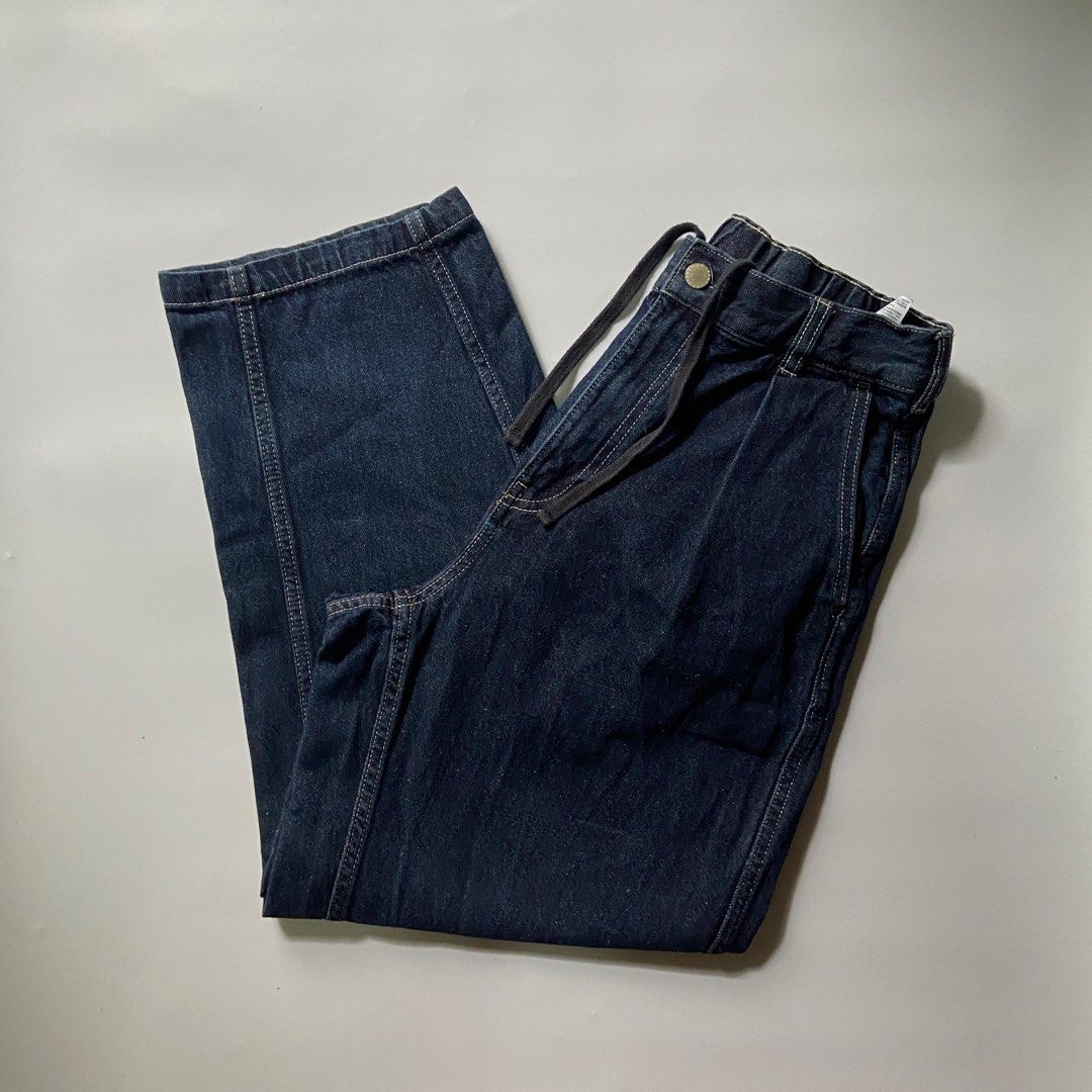 Gu by Uniqlo Curve Tuck Pants, Men's Fashion, Bottoms, Jeans on Carousell