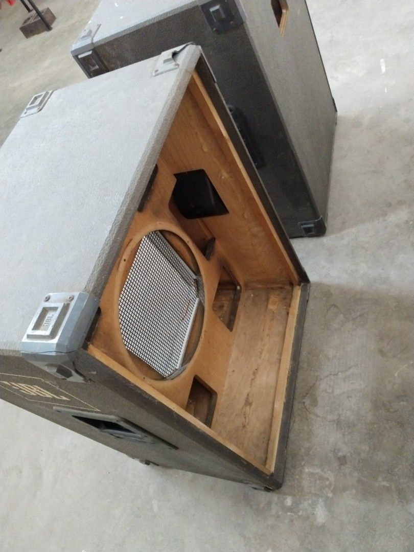 JBL speaker box G-732, Audio, Other Audio Equipment on Carousell