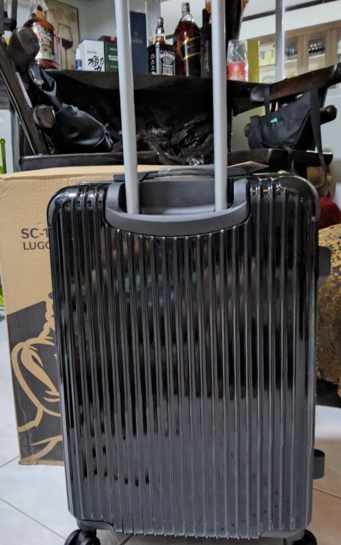 johnny walker brand 24 inches ( luggage ), Hobbies & Toys, Travel ...