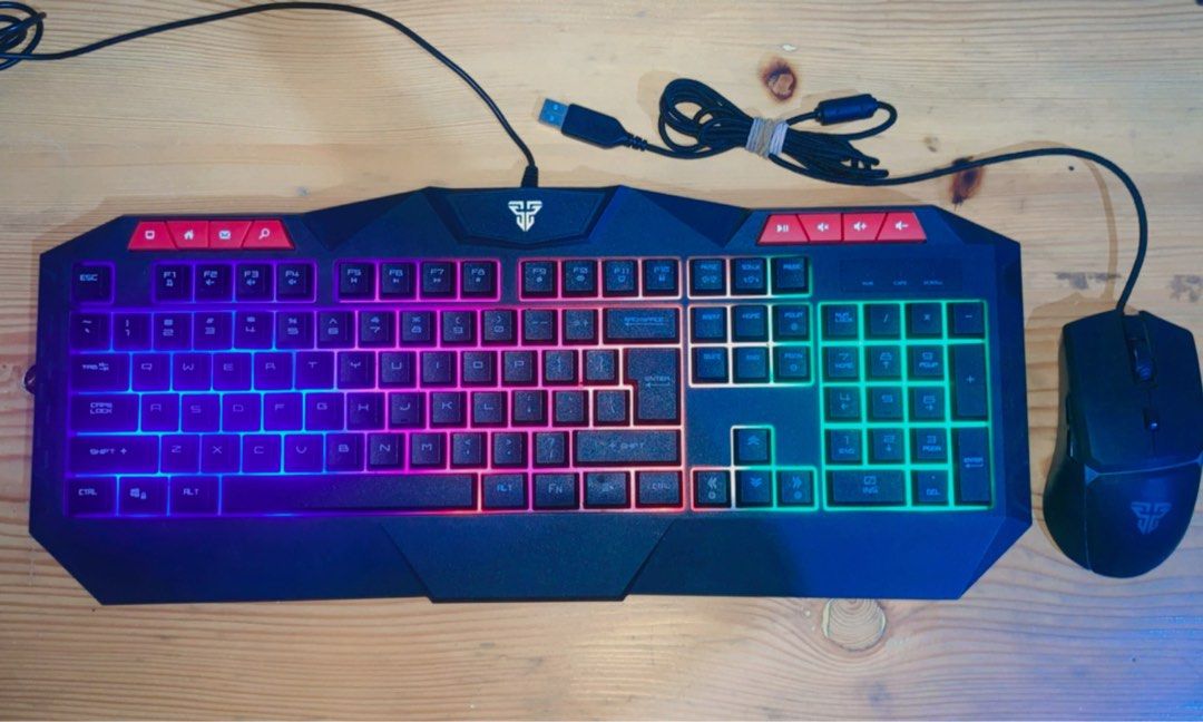 Keyboard & Mouse Fantech Full Set, Elektronik, Bagian Komputer ...