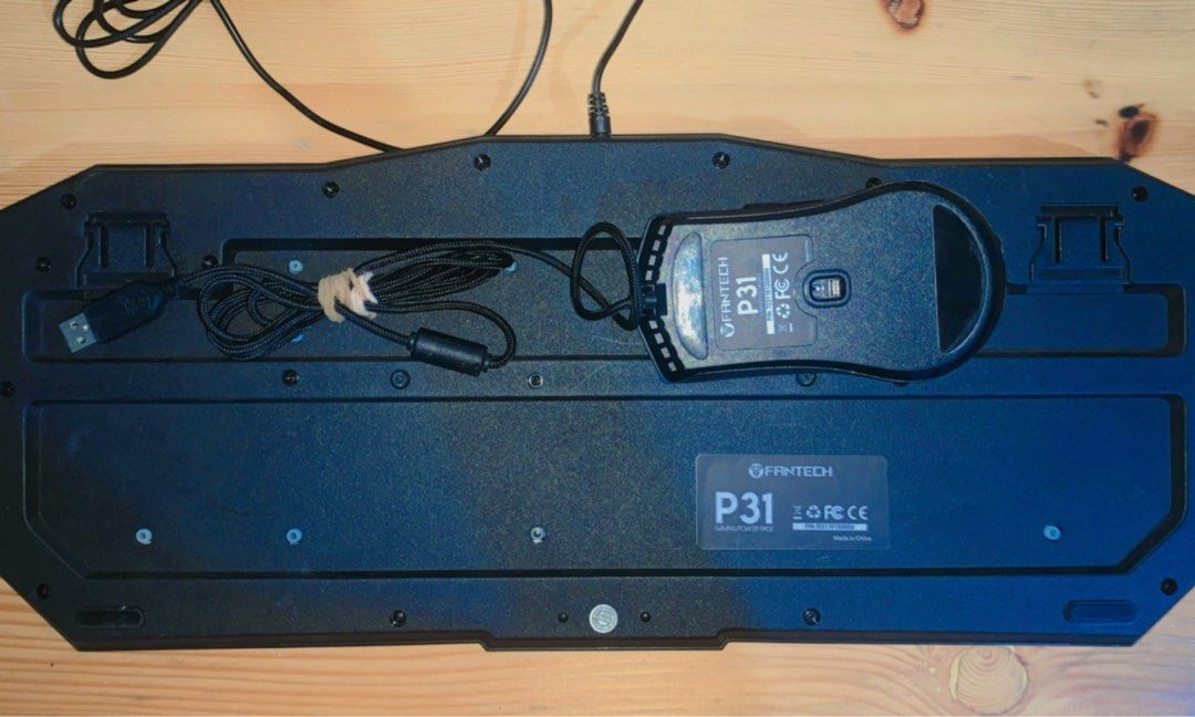 Keyboard & Mouse Fantech Full Set, Elektronik, Bagian Komputer ...