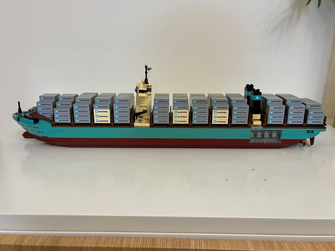 【留意描述】Lego container 貨櫃船 10241 Creator Maersk Line Triple-E , 興趣及遊戲, 玩具 ...