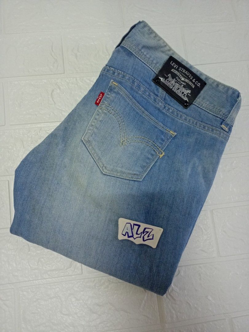 Levis Slim Patty Anne Low Rise Jeans, Women's Fashion, Bottoms, Jeans ...