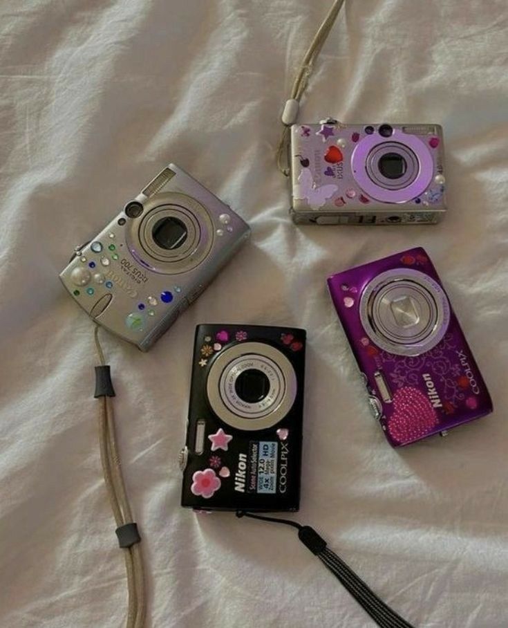 LF digi cams 1k-1500 budg, Photography, Cameras on Carousell