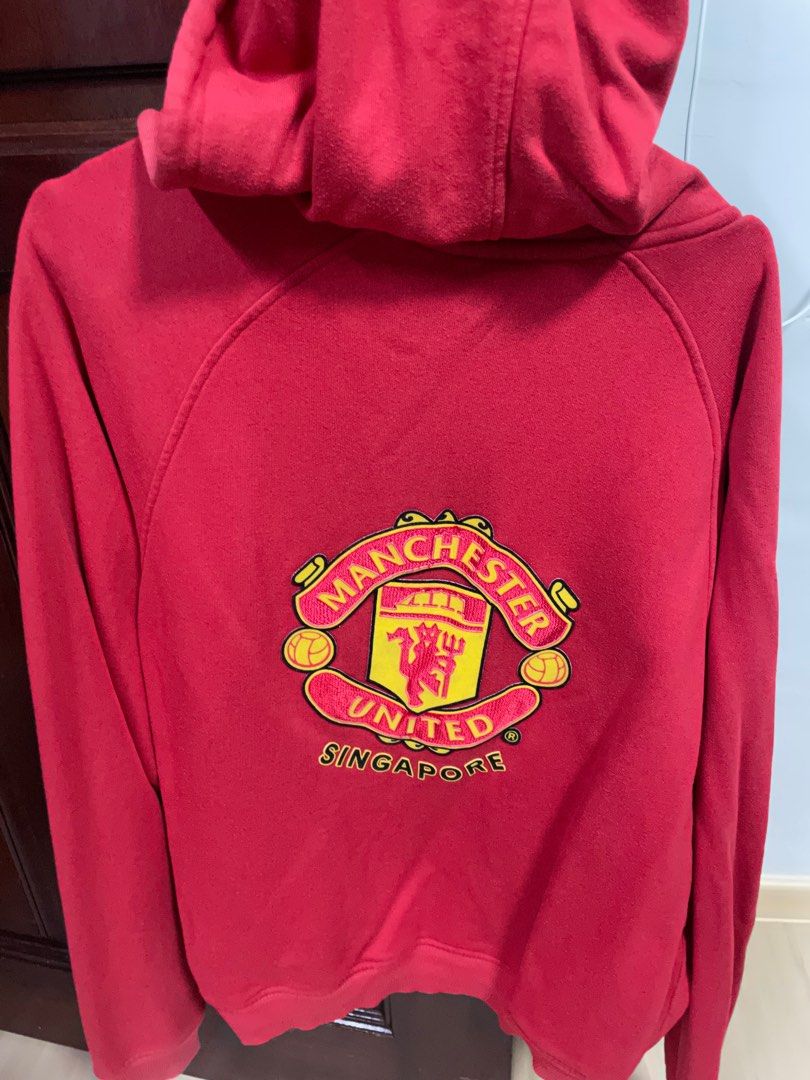 Manchester United official merchandise jacket, Men's Fashion, Coats ...