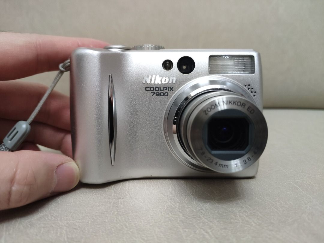 Nikon Coolpix 7900 新淨有盒銀色 1/1.8"大CCD相機 數碼相機 E7900 Silver CCD Camera 等效 ...