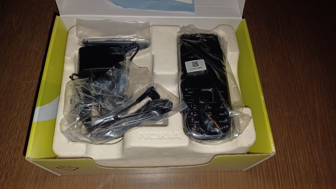 Nokia 3120 Classic, full set, BNIB, Mobile Phones & Gadgets, Mobile ...