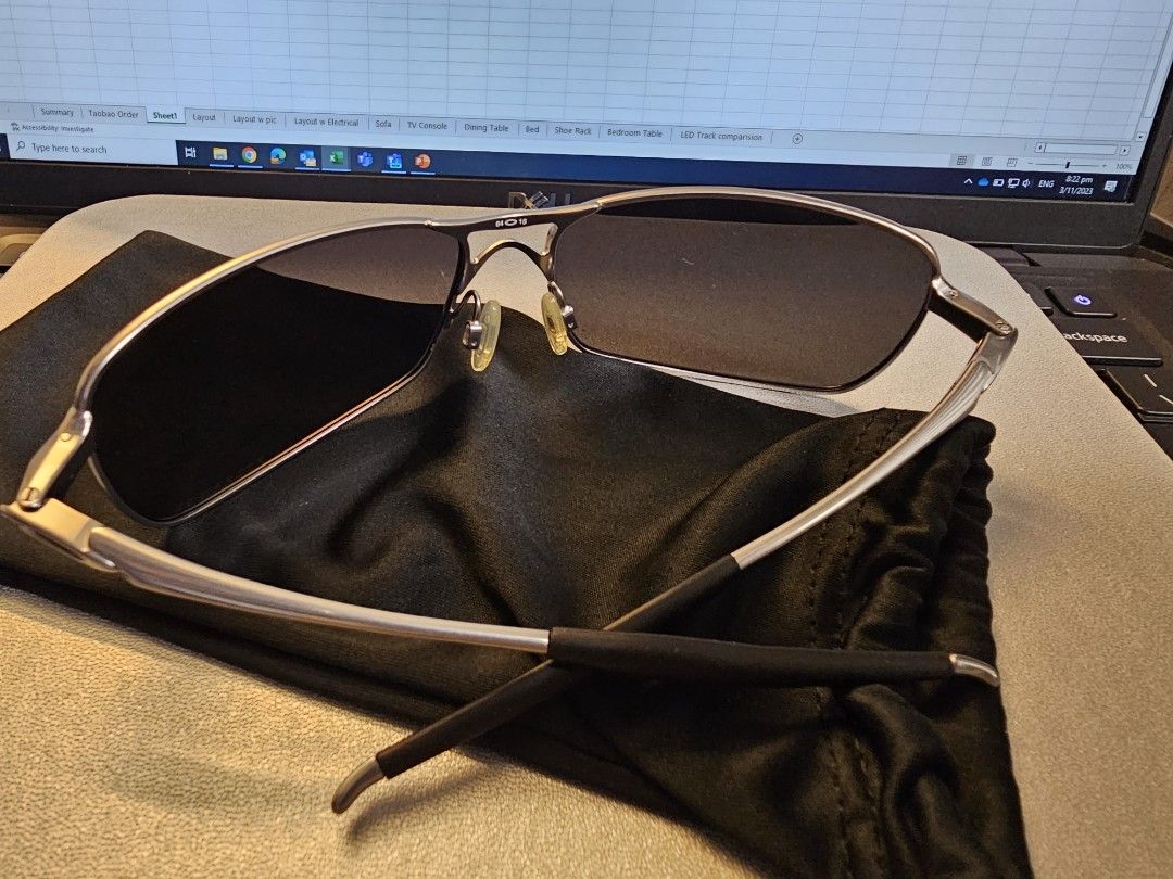 Oakley crosshair 2.0, Men's Fashion, Watches & Accessories, Sunglasses ...