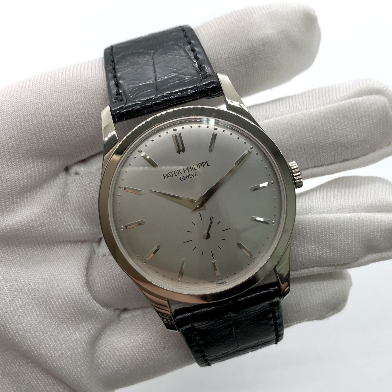 PATEK PHILIPPE 5196G-001 18K WG 750 WHITE DIAL CALATRAVA HANDWIND 60 ...