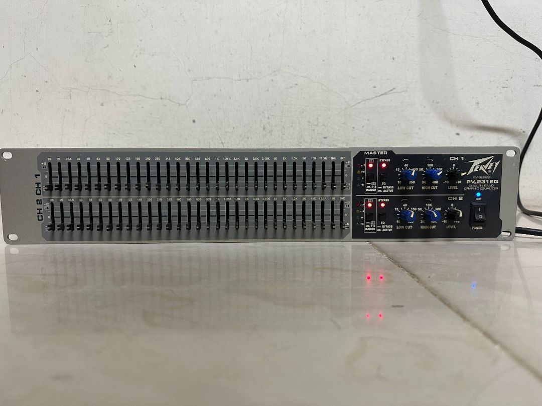PEAVEY PV-231 (EQ) 31段EQ 等化器 雙通道31頻段均衡器 等化器 前級擴大機 舞臺家用均衡器, 耳機及錄音音訊設備, 可攜式音響設備在旋轉拍賣