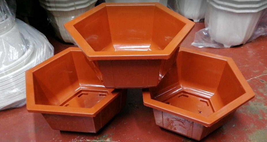 POLYGON/OCTAGON POTS - ALL SIZES, Furniture & Home Living, Gardening ...