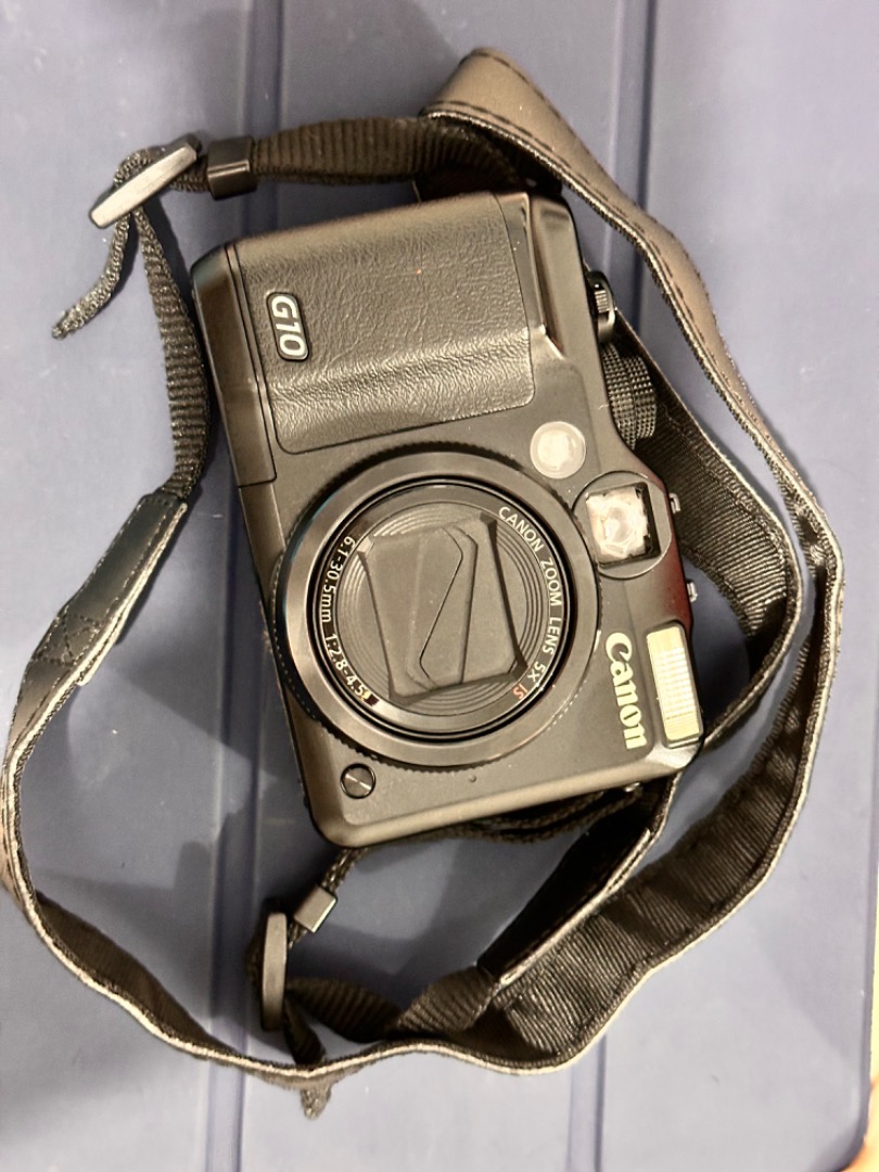 Preloved Canon G10 Powershot, Photography, Cameras on Carousell