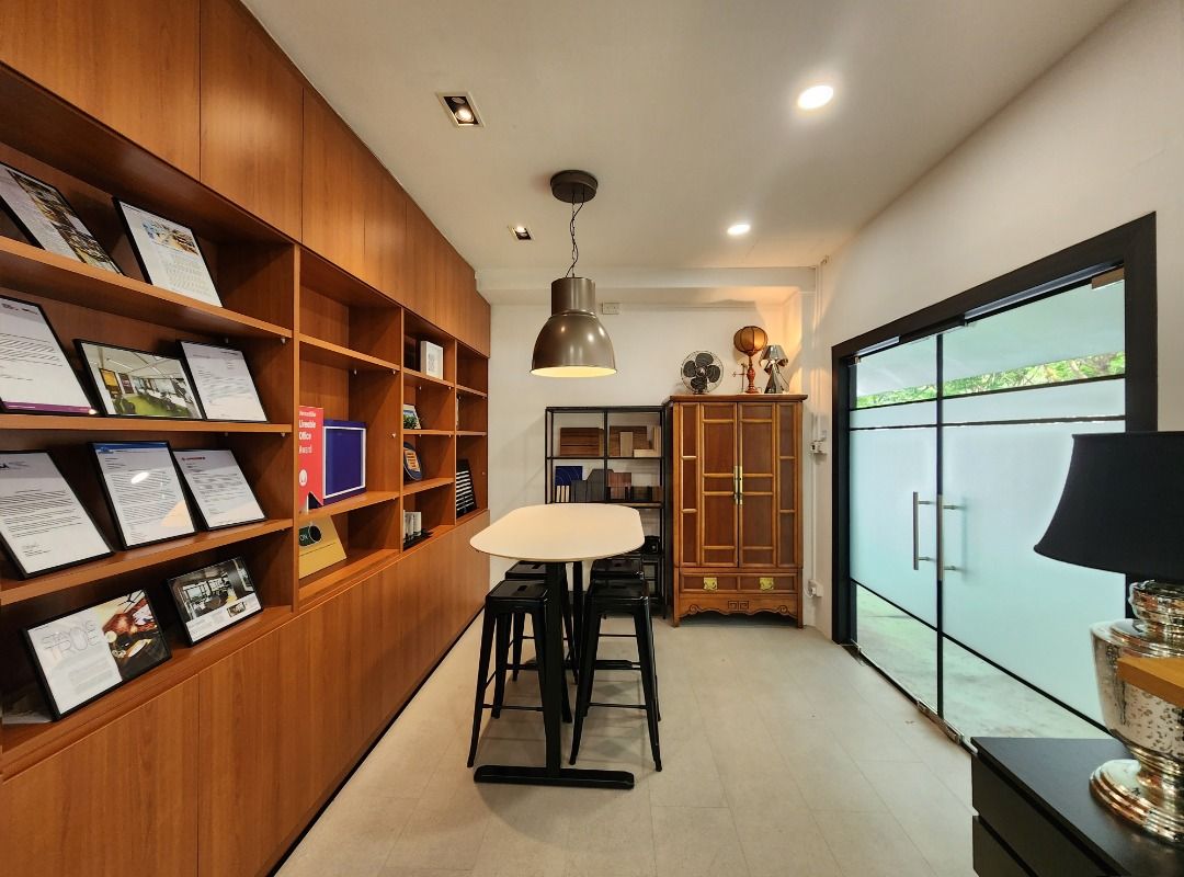 *RARE* DEMPSEY ROAD OFFICE FOR TAKEOVER *RARE*, Property, Rentals ...