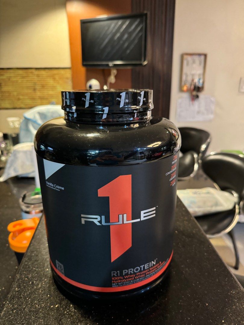 Rule 1 isolate whey protein, Health & Nutrition, Health Supplements ...