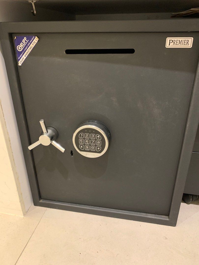 Safe Box with key, Furniture & Home Living, Security & Locks, Safe on ...