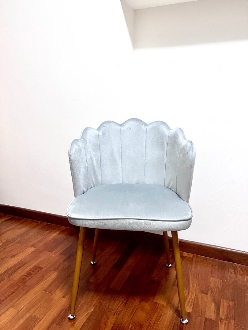 Seashell Chair, Furniture & Home Living, Furniture, Chairs on Carousell