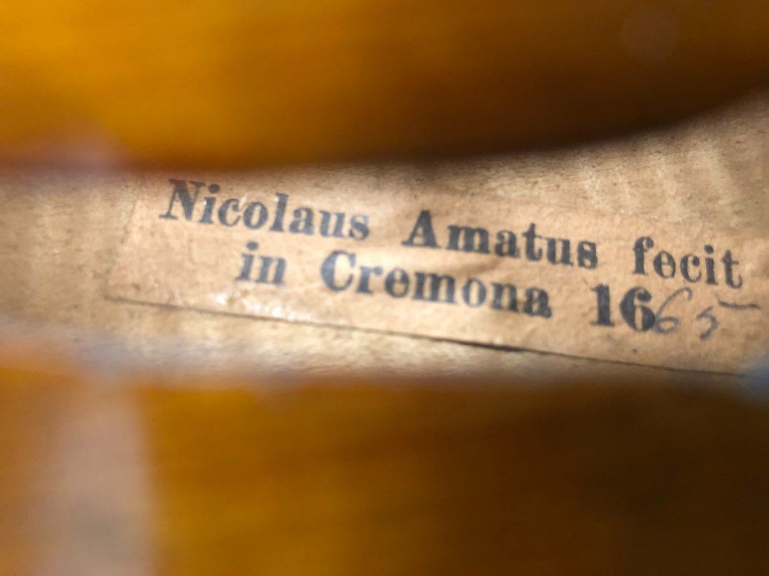 Selling 4/4 full size antique violin label “Nicolaus Amatus fecit in ...