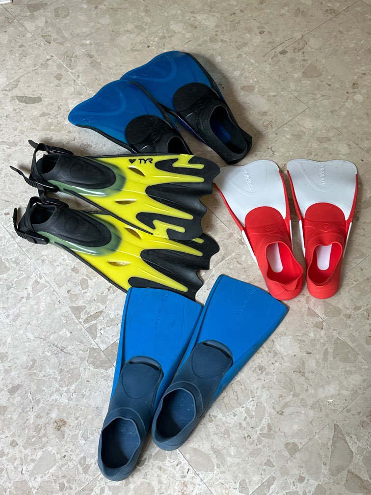 Set of flippers, Sports Equipment, Sports & Games, Water Sports on ...
