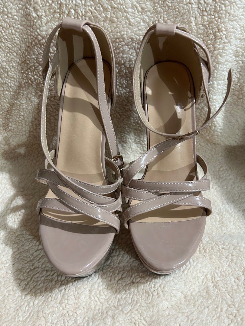 Shein 6 inches heels, Women's Fashion, Footwear, Heels on Carousell