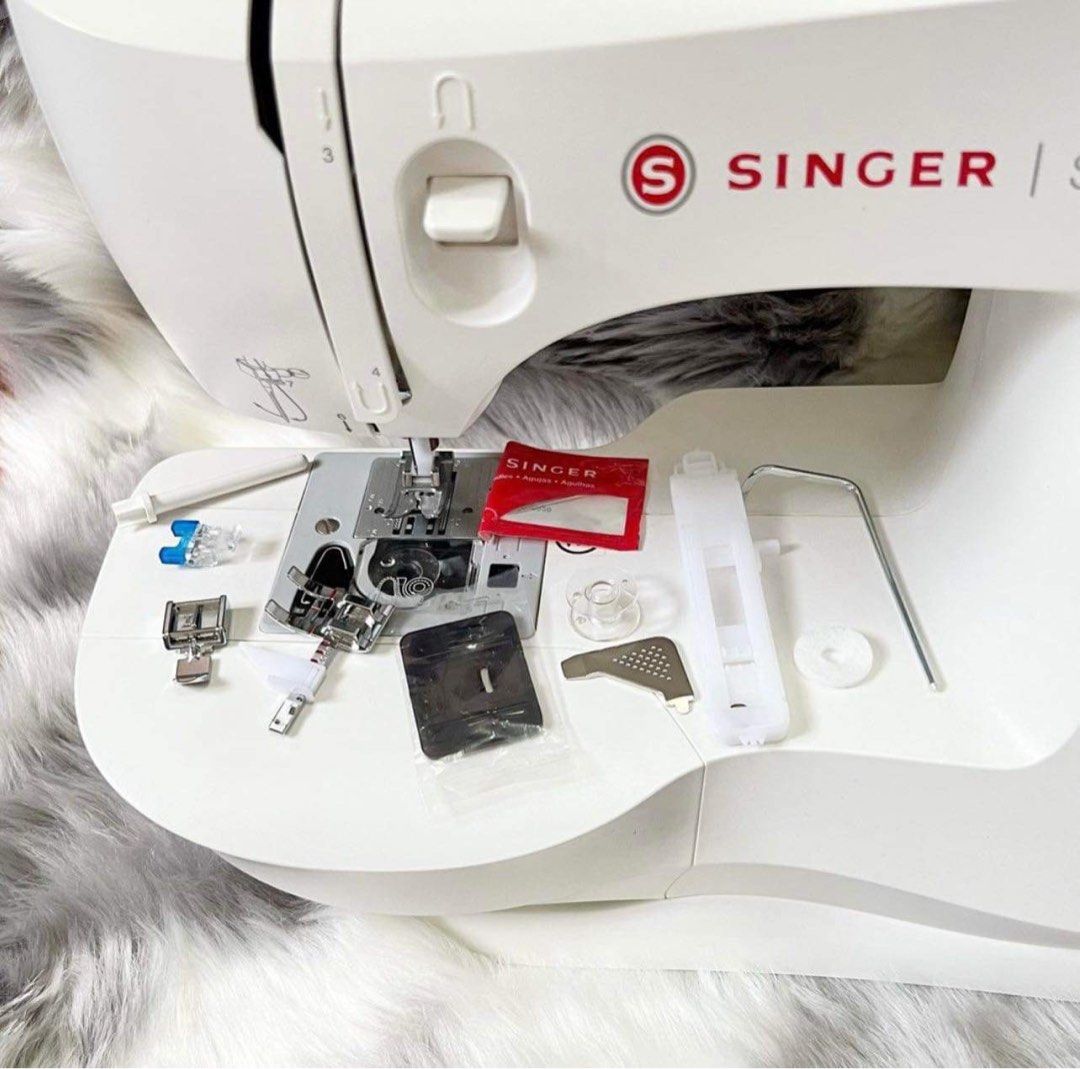 Singer 3337 sewing machine, Furniture & Home Living, Home Improvement ...