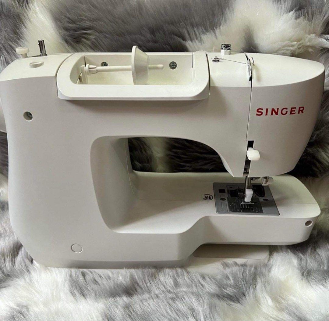 Singer 3337 sewing machine, Furniture & Home Living, Home Improvement ...